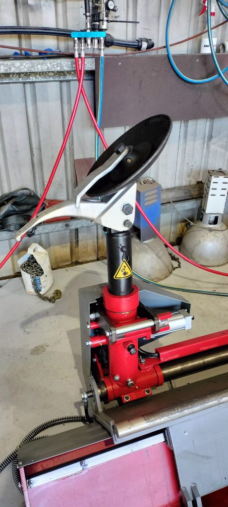 Heavy Duty Truck Earthmoving Equipment Tyre Changer- BRIGHT LC590 ...