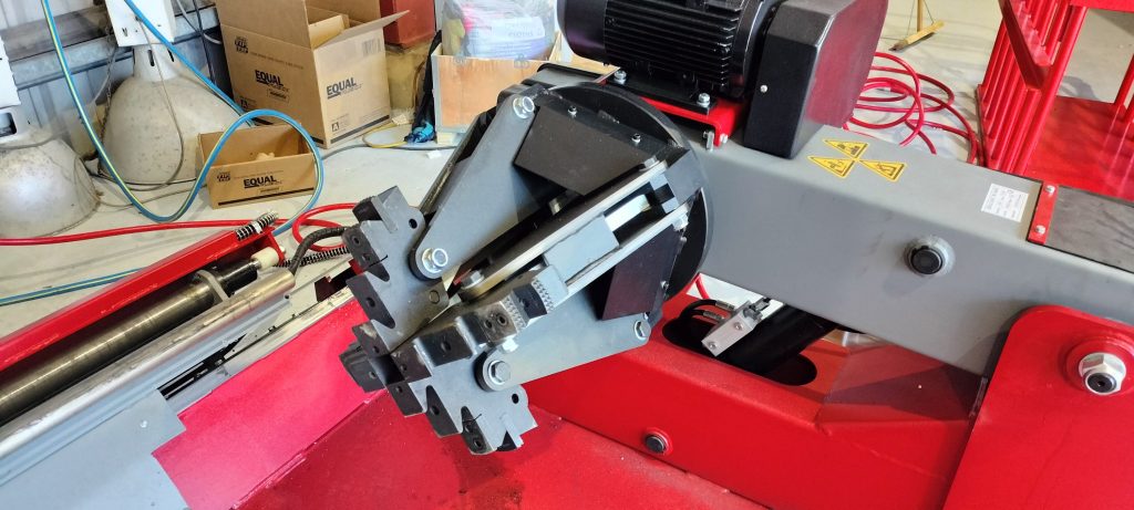 Heavy Duty Truck Earthmoving Equipment Tyre Changer- BRIGHT LC590 ...